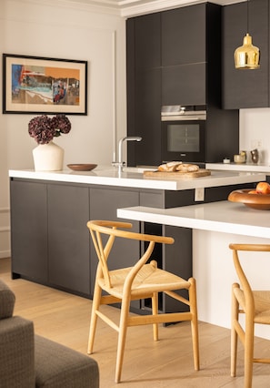 Apartamento Superior | Sala de estar | TV de ecrã plano, Netflix, serviços de streaming 
