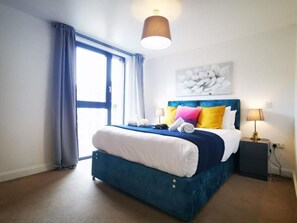 Apartamento Deluxe (with Shower) | Wi-fi grátis, roupa de cama fornecida 