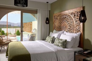 Superior Junior Suite with Private Pool 3 pax | Cofre no quarto, quartos insonorizados, ferro/tábua de engomar 