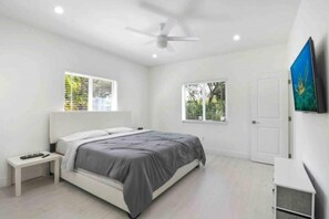 3 quartos, escrivaninha, Wi-Fi de cortesia