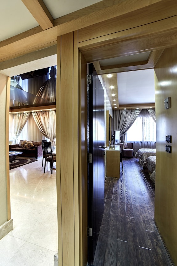 2bedroom Suite Facing Abc Mall, Verdun 730 &Dunes2 - Beirut