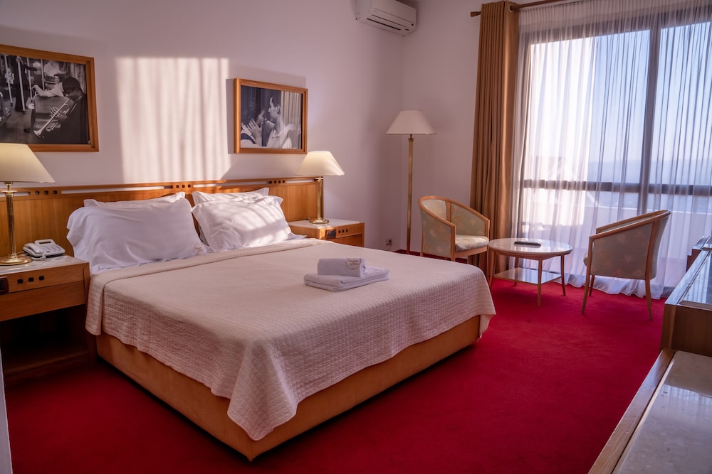 Chateau Linza Resort - Tirana