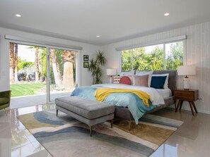 Casa, várias camas (West Elm House: The Seven-Eighty) | 4 quartos, roupa de cama fornecida 