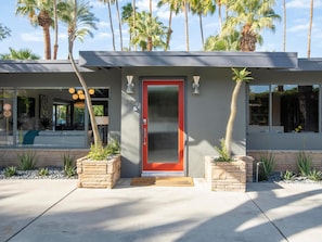Casa, várias camas (West Elm House: The Seven-Eighty) | Exterior