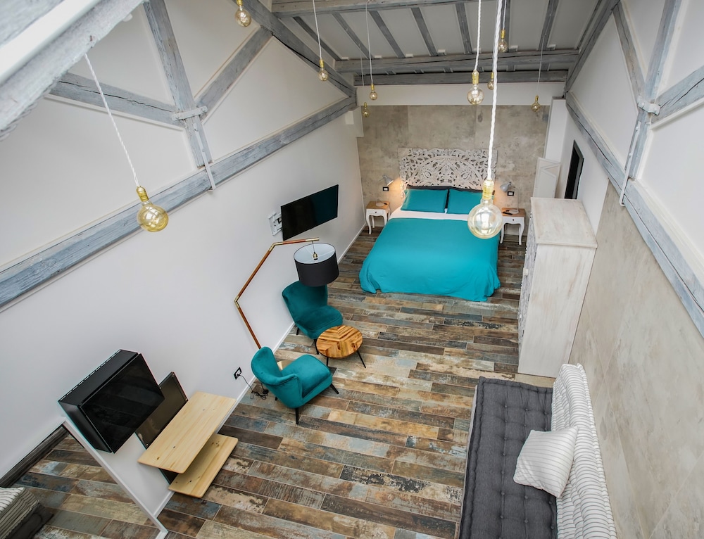 Rosso Cortese - Roma