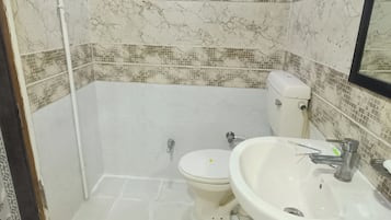 Quarto casal luxo | Wi-Fi de cortesia
