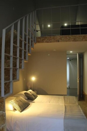 Cortinas/cortinados opacos, quartos insonorizados 