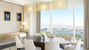 Suite Presidencial, várias camas, terraço | Vista do quarto