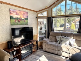 Cabine, casa de banho privativa, vista para a montanha (Wild Turkey) | Lounge