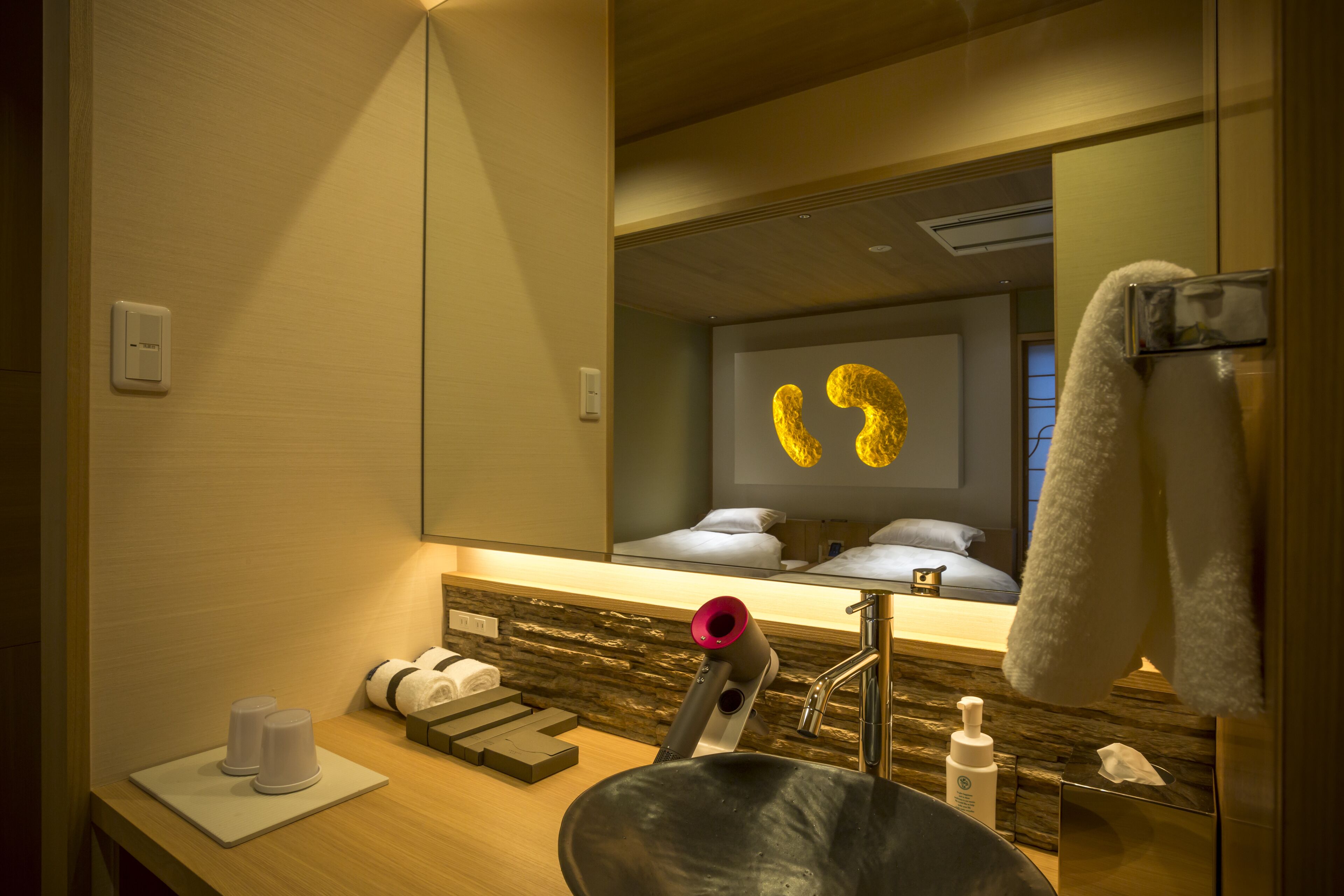 Quarto | Lavatório na casa de banho