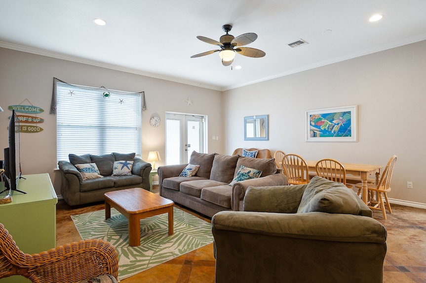 Perfect Beach Home With Private Heated Pool, 1/2 Block To Beach! - South Padre Island