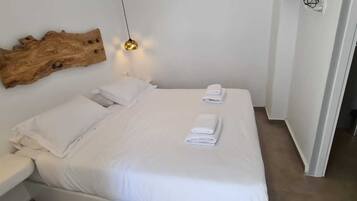 Quarto Duplo Económico | 1 quarto, cofre no quarto, ferro/tábua de engomar, Wi-fi grátis