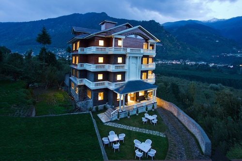 Sylvan Hues - Manali