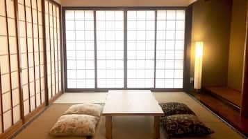 Apartamento | 5 quartos, secretária