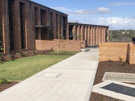 Entrada do alojamento