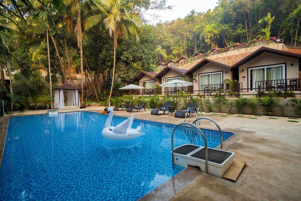 Stone Wood Nature Resort - Gokarna