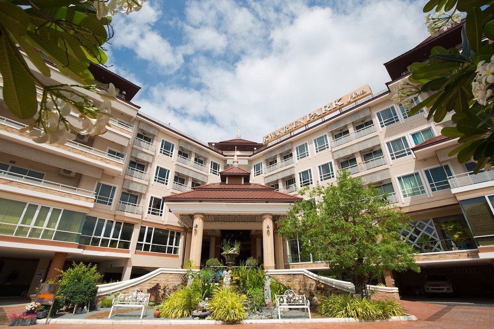 Kwanruen Park Hotel - Nakhon Ratchasima