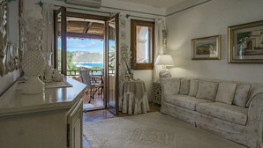 Apartamento, 2 quartos (F2) | Sala de estar | TV de ecrã plano 