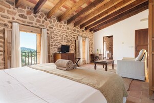 Suite Júnior (Es Sòtil) | Roupa de alta qualidade, edredões de penas, minibar, cofre no quarto 