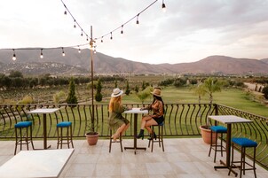 Habitación, 1 cama de matrimonio grande (2nd floor) | Vista para o jardim