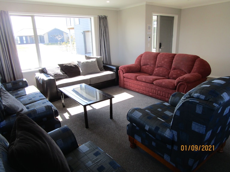 Paradise In Wharewaka, Sky Channels With Sky Sports, Wifi, Fully Fenced - Lake Taupo