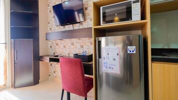 Quarto | Secretária, Wi-fi grátis, roupa de cama fornecida