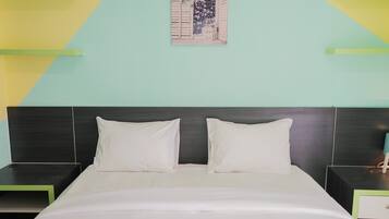 Quarto | 1 quarto, secretária, ferro/tábua de engomar, roupa de cama fornecida