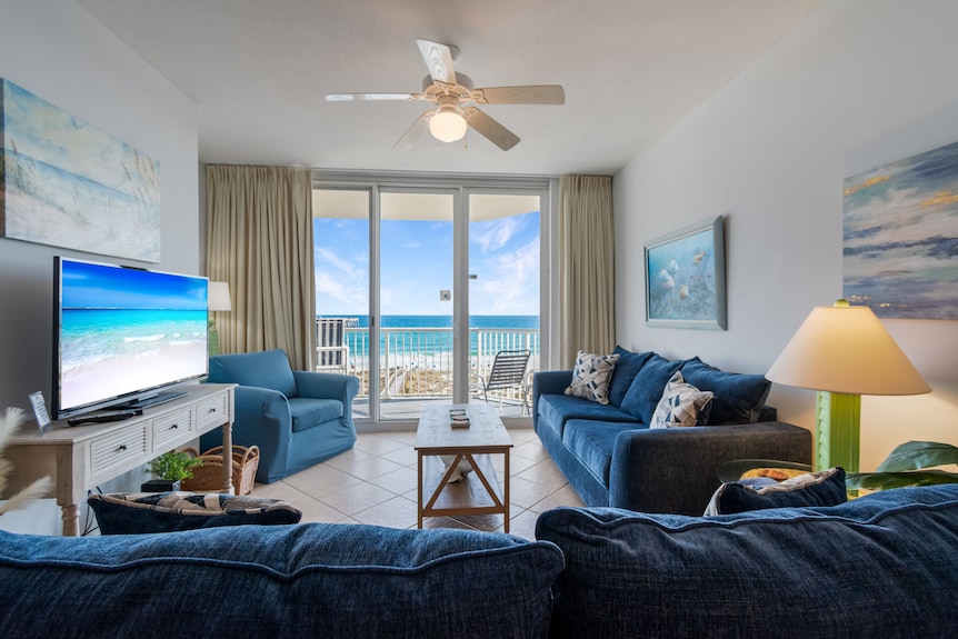 サンディトウズガルフフロント2ベッド&二段ベッド8 ... 2ビーチチェアと傘を含む - ナバー・ビーチ, FL