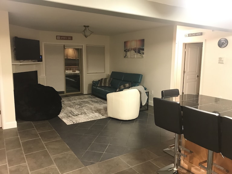 Downtown Condo Close To Alyeska Ski Resort - Anchorage