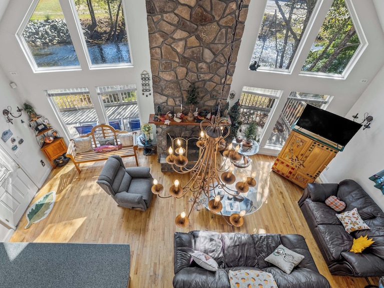 Cabin On The River - Free Spring Night - Helen, GA