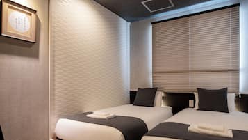 Quarto Twin Deluxe (Japanese Style - 2 People) | Secretária, secretária adequada para computadores portáteis