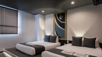 Quarto de Luxo (Japanese Style Family) | Secretária, secretária adequada para computadores portáteis