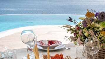 Villa Executiva, vista para o mar | Terraço/pátio interior