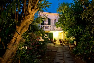 Fachada da propriedade