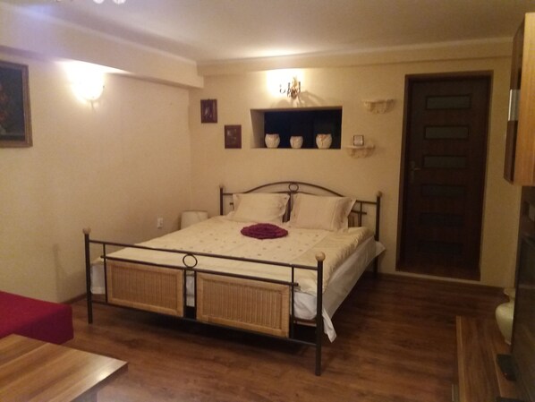 Apartamento Clássico | 1 quarto, roupa hipoalergénica, secretária