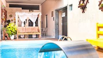 Piscina exterior