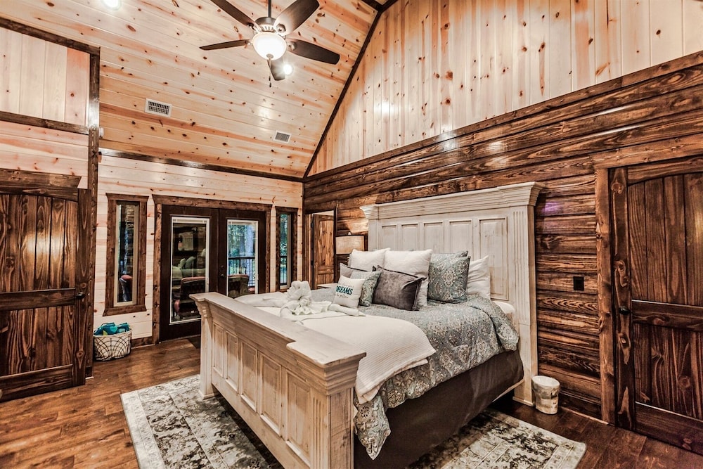 Lost Creek Retreat In Hochatown/broken Bow,ok - Hochatown, OK