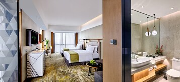 Quarto Standard | Casa de banho | Artigos de higiene pessoal grátis, um secador de cabelo, roupões 