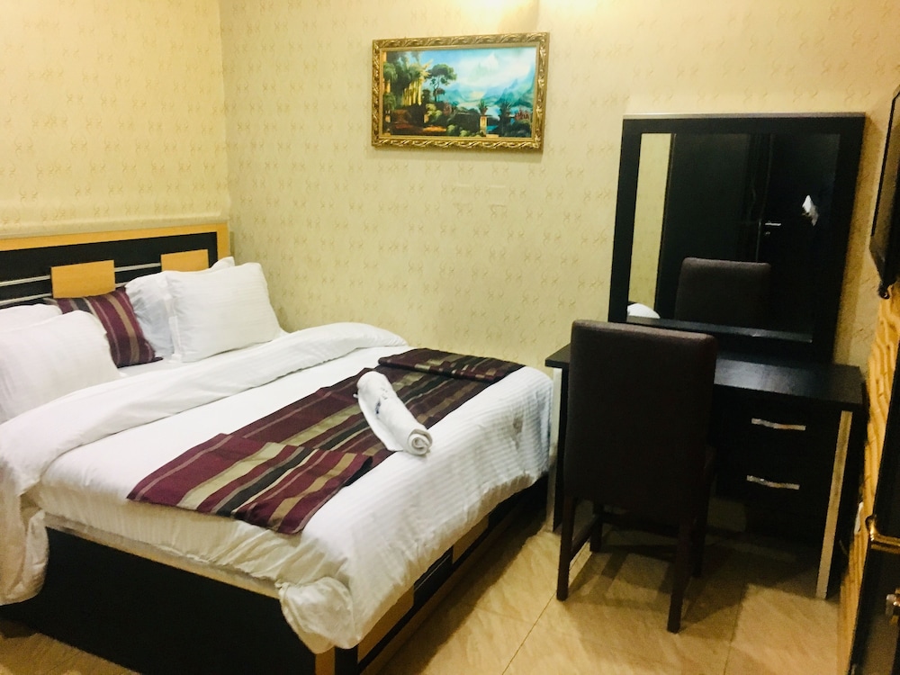 Bvk Hotel - Lagos