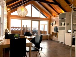 Casa de Campo, 1 quarto | Sala de estar | Smart TV 