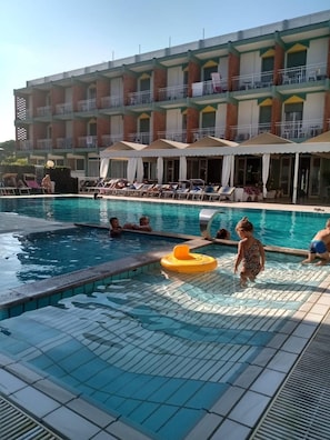 Piscina exterior