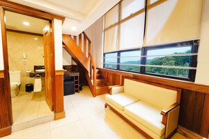 Quarto (Loft) | Wi-Fi de cortesia, roupa de cama