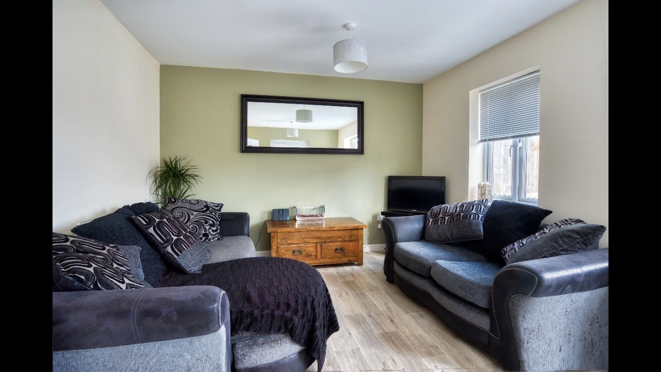 4 Bed Townhouse Sleeps 7 - Exeter