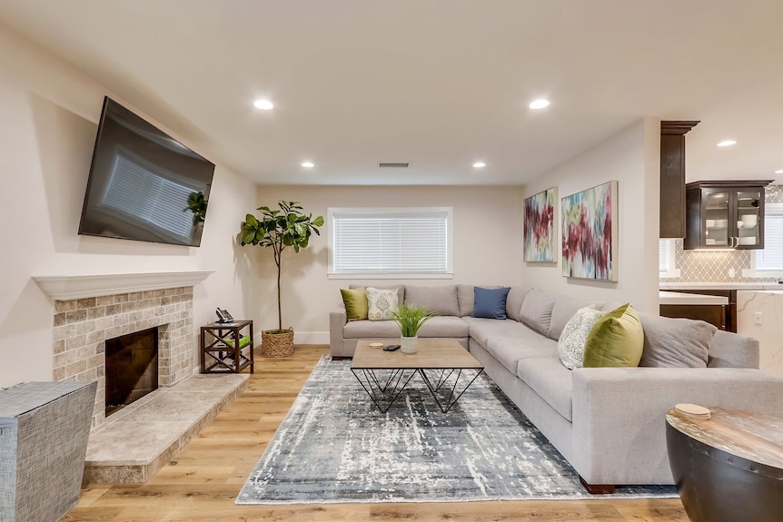 ジャグジー付きの豪華な5ベッドルームと4バスホームのアップグレード - オレンジ, CA