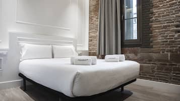 Apartamento Grandeluxe | 5 quartos, cofres nos quartos, ferros/tábuas de passar roupa