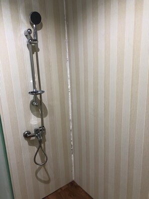 Duche na casa de banho