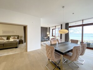 Quarto | Área de estar | TV de tela plana