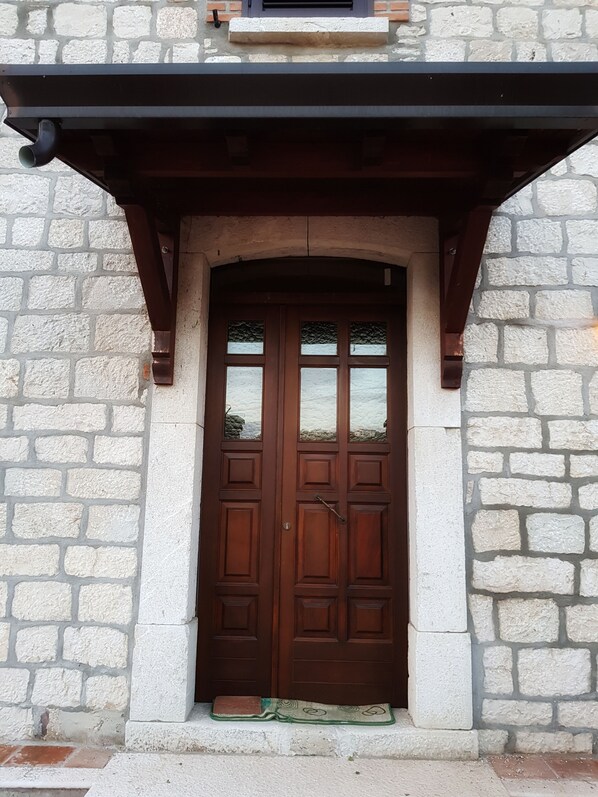 Entrada do alojamento