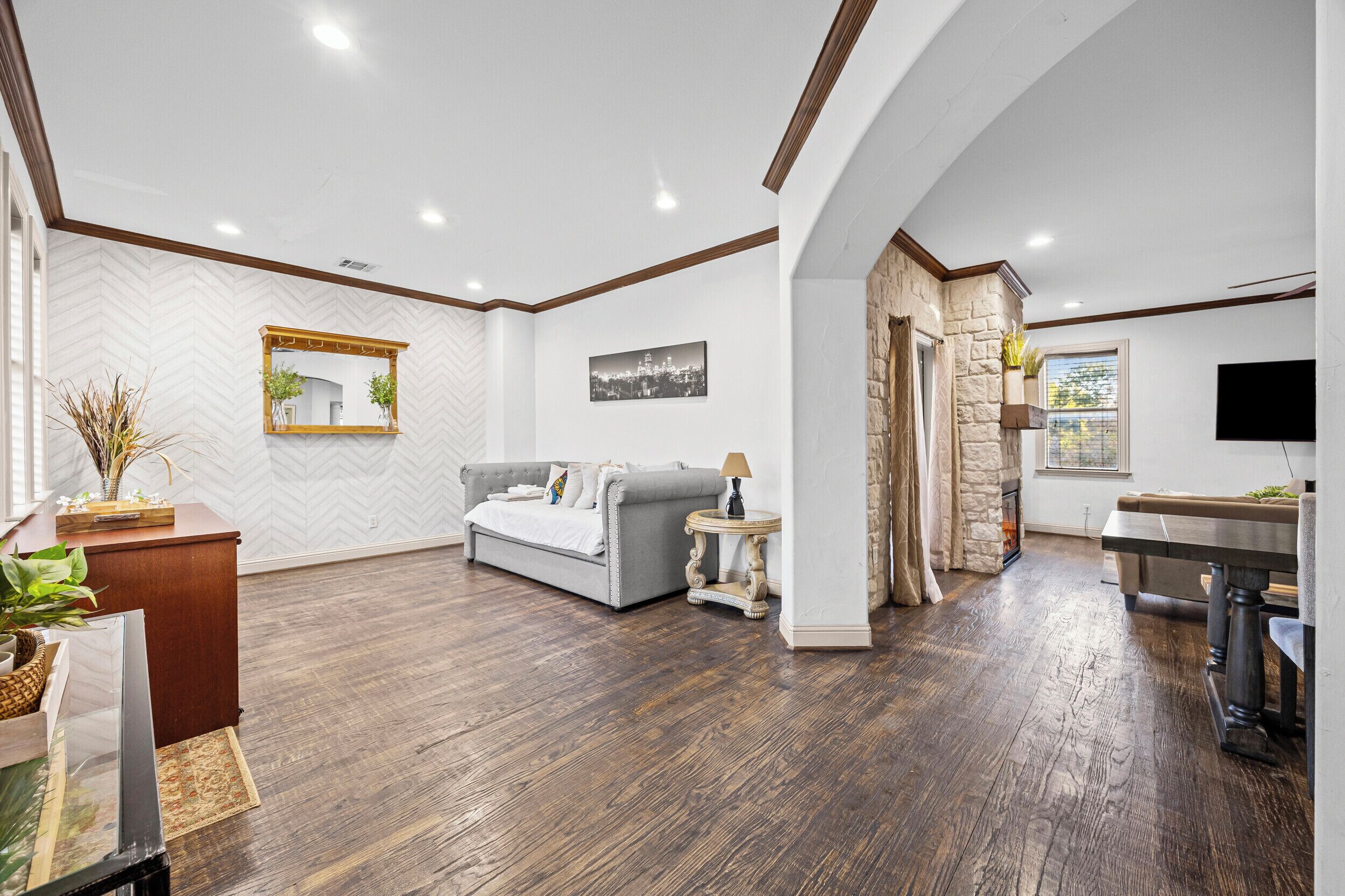 Amplio Complejo De 14 Habitaciones Y 2 Unidades En El Centro De Dallas Jueves / Domingo Gratis Este Fin De Semana. - Dallas