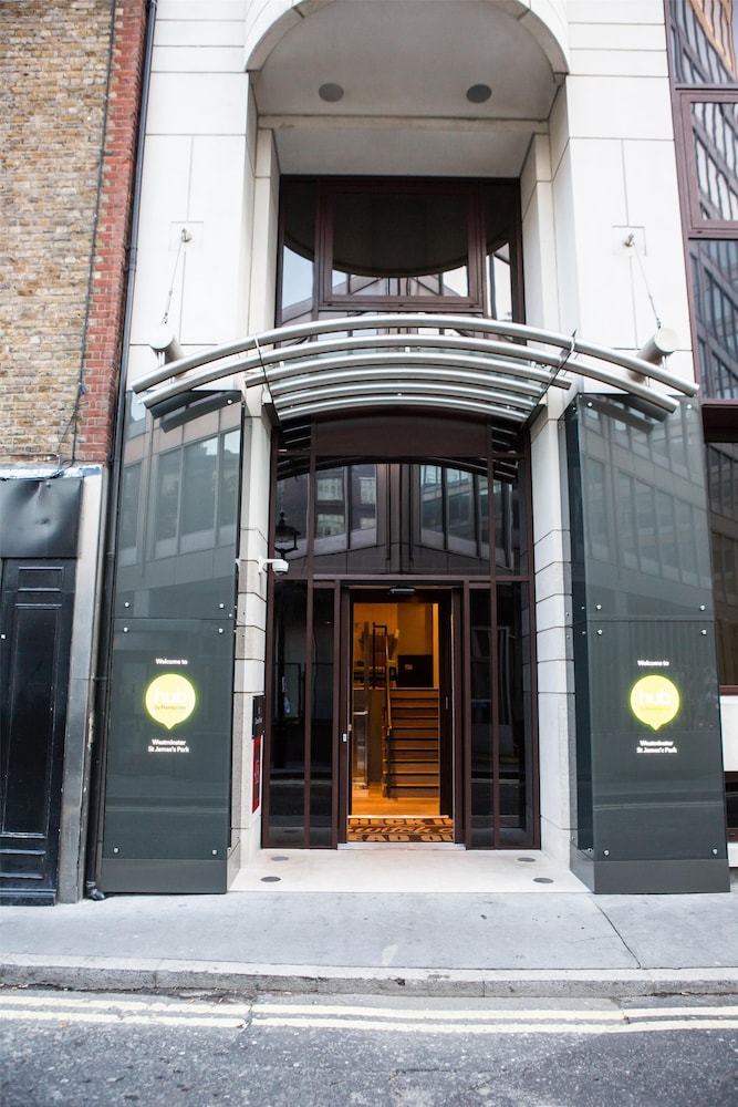 Hub By Premier Inn London Westminster - Saint James' Park - London